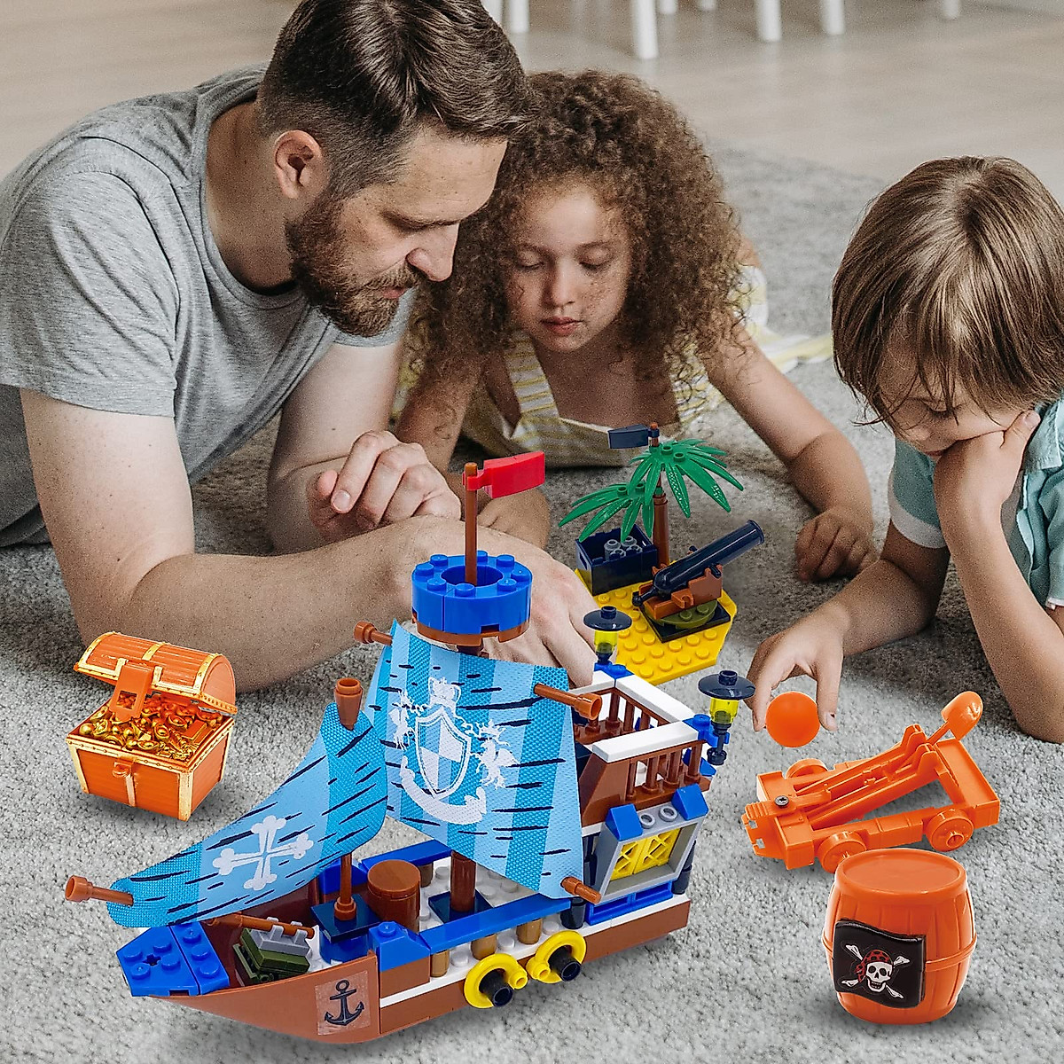 amireed Pirate Ship Toy, Pirate Ship Toys for Boys with 3 Minifigures, Treasure Island Toys, 235pcs Pirate Ship Toys for Kids Ages 6+ Indoor Birthday Party