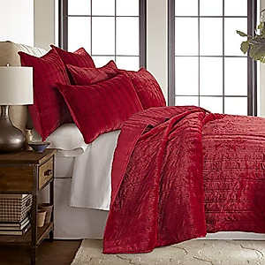 Levtex Home - Faux Fur King Quilt - Red - Quilt (106 x 92 in.) - Polyester Faux Fur