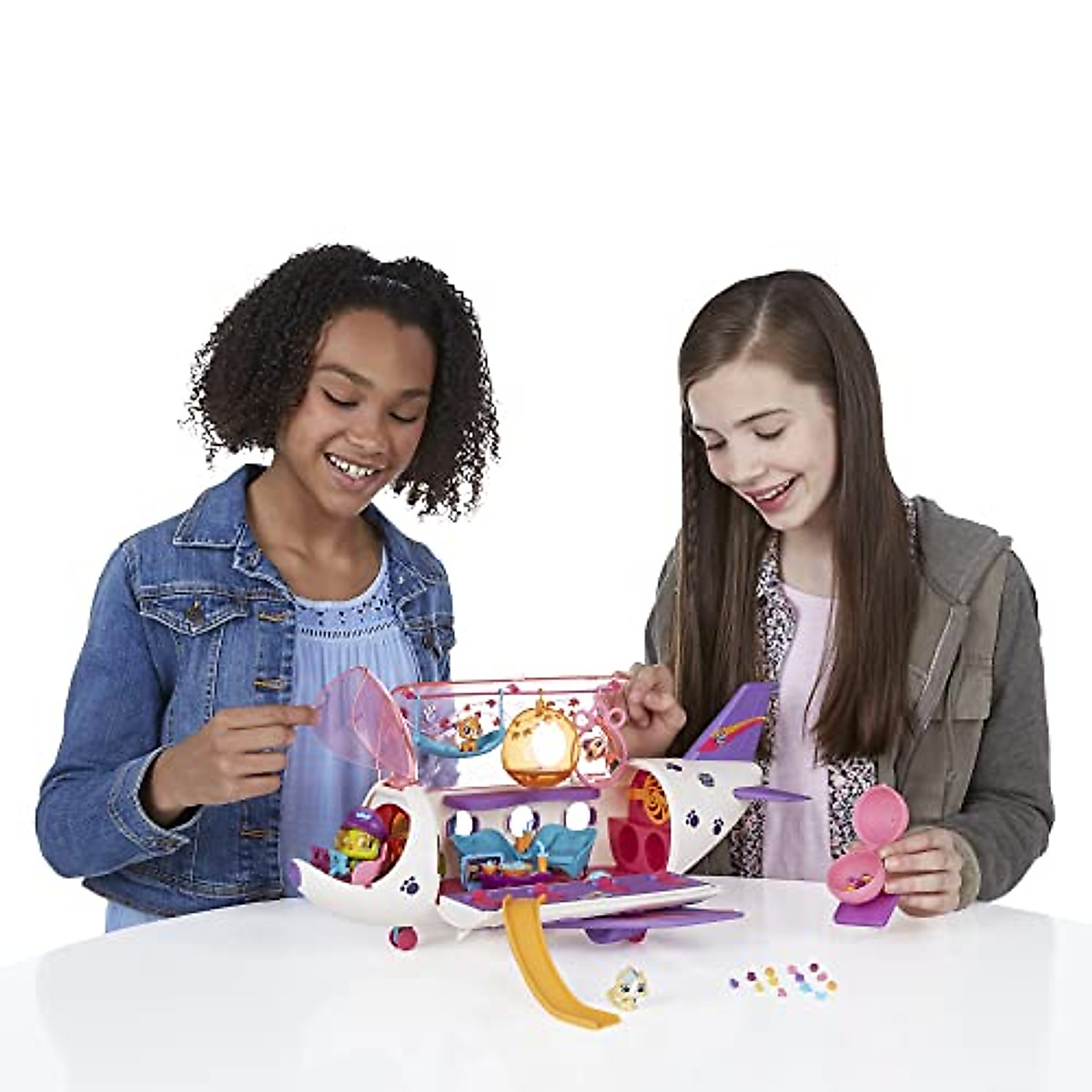 Littlest Pet Shop Pet Jet Playset Toy, Includes 4 Pets, Adult Assembly Required (No Tools Needed), Ages 4 and Up