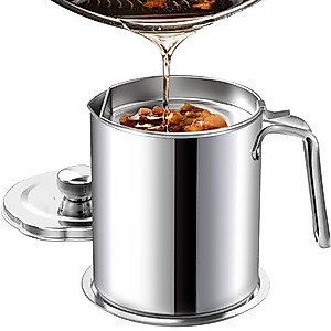 Chihee Grease Container Stainless Steel Bacon Grease Saver with Fine Mesh Strainer 2L / 67.6 fl oz Oil Container Grease Can with Dust-proof Lid Non-slip Tray for Kitchen Storing Frying Cooking Grease