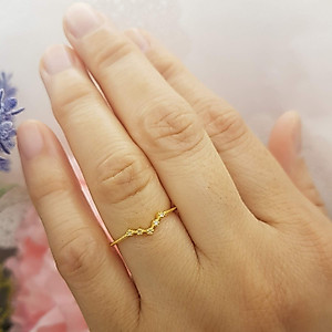 Dazzlingrock Collection White Diamond 5 Stone Beaded Chevron Band for Women (0.05 ctw, Clarity I-J, Clarity I1-I2) in 14K Yellow Gold Size 7