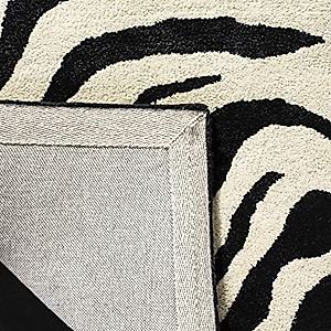 SAFAVIEH Soho Collection 2'6" x 12' Black / White SOH435A Handmade Premium Wool Runner Rug