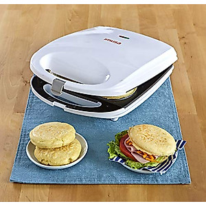 IMUSA USA 4 Slot Electric Arepa Maker with Nonstick Surface (1,200-Watts)