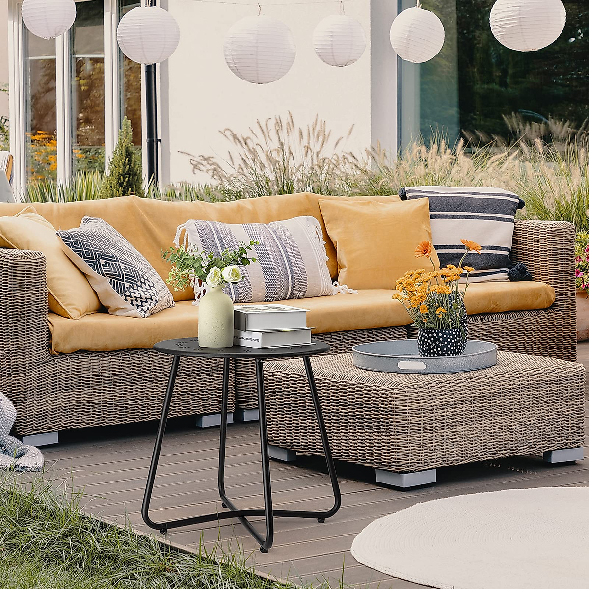 danpinera Outdoor Side Tables with Flower Cut Outs, Weather Resistant Steel Patio Side Table, Small Round Outdoor End Table Metal Side Table for Patio Yard Balcony Garden Black