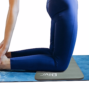 BIVR Portable Yoga Knee Pad Extra Thick Large 12 Inch Wide Cushion for Pilates Fitness Gardening Sitting Kneeing Support for Joints and Lower Spine (Metallic)