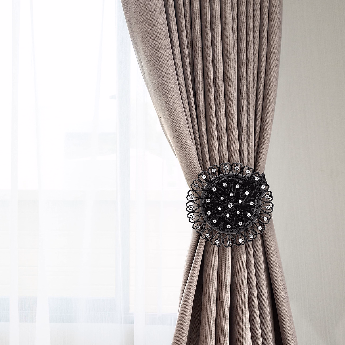 Simplify Magnetic Curtain Tie Back | 7.5”-7.9” | Iron | Jewel Design | Decorative Holdback | Home Décor | Window | Black