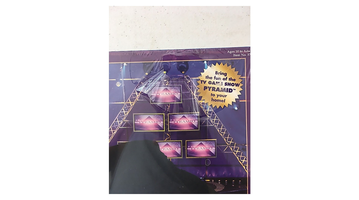 Pyramid Home Game - Fun Family Game by Endless Games