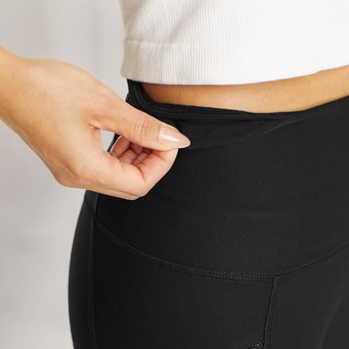 Eddie Bauer Women's Trail Tight Leggings - High Rise, Black 2.0, Small