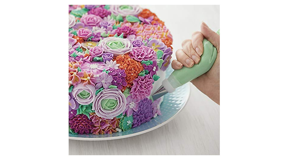 Wilton 55-Piece Decorating Tip Set for Cakes & Cupcakes