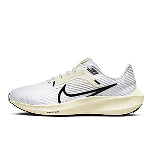 Women's AIR Zoom Pegasus 40 - Size 9.5 US - White/Black-Coconut Milk