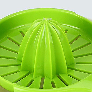 Urban Trend Tango Citrus Juicer with Two Juicing Heads, Lemons, Limes, Oranges and Grapefruit, Ergonomic Handle, and Non-Slip Base