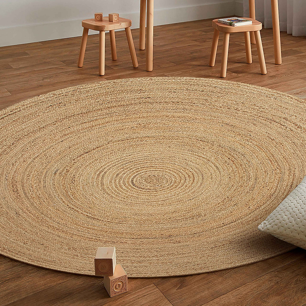 THE BEER VALLEY Jute Braided Boho Area Rug, 8' Round - Natural, Hand Woven Farmhouse Reversible Rugs for Living Room, Kitchen, Bedroom, Sunroom Rustic Decor - 8 Feet Round