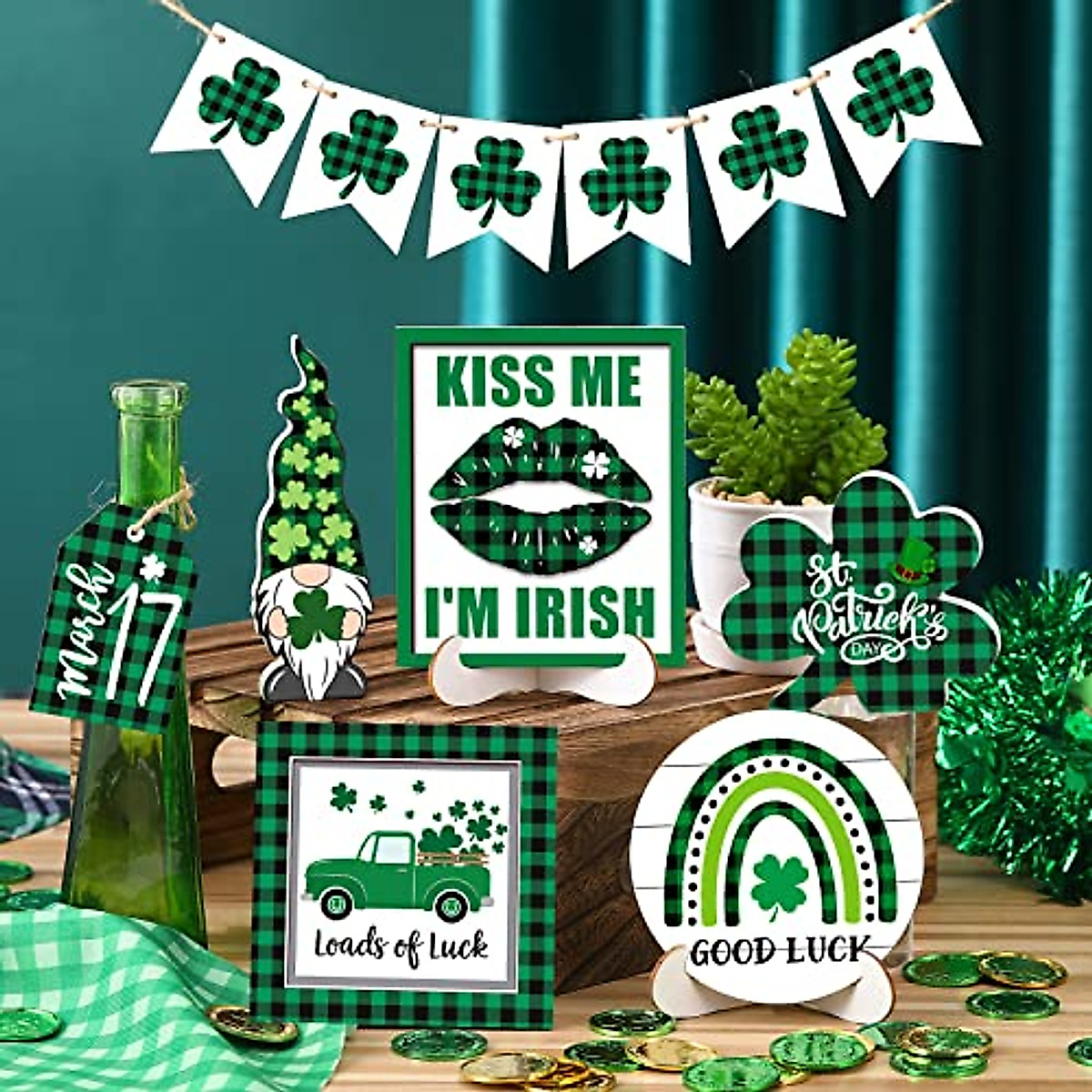 12 Pieces St. Patrick's Day Tiered Tray Decor Buffalo Plaid Table Wooden Sign Decorations Gnome Tabletop Heart Sign Decor for St. Patrick's Day Party Home Kitchen Holiday
