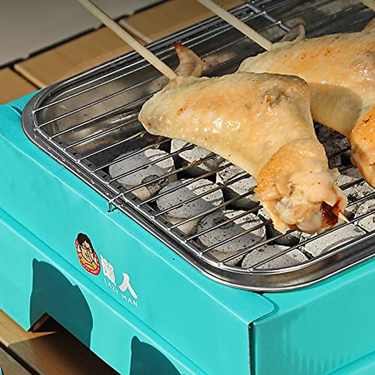 Charcoal Grill, Portable Charcoal Grill, Single Use Compact Detachable Stainless Steel Portable Barbecue Smoker Grill, Compact and Lightweigh and Portable, for Outdoor Camping Barbecue Picnic(BLU