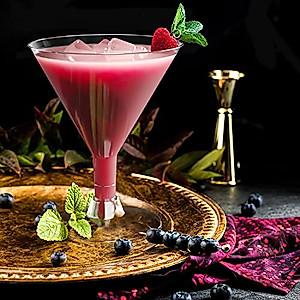 Plastic Martini Glasses - 30 Pack 5 Oz. - Crystal Clear Disposable Martini Glasses With Stem - Cocktail Glasses - Ideal For Weddings, Birthdays, And Parties - Perfect For Appetizers And Desserts