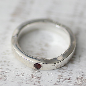 NOVICA Artisan Handmade Garnet Band Ring Sterling Silver from India Red Birthstone [band Width 3 mm W] ' Curvy Sophistication in Red'