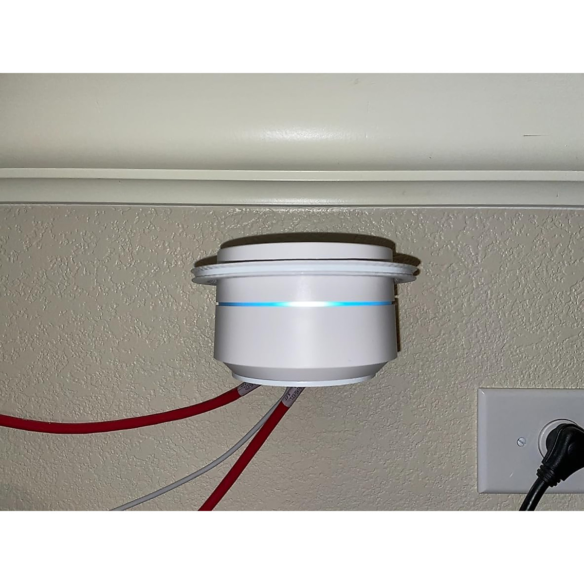 ALLICAVER Google Nest WiFi Wall Mount, Sturdy Metal Made Wall Mount Bracket Compatible with Google Nest WiFi Router and Google WiFi Router