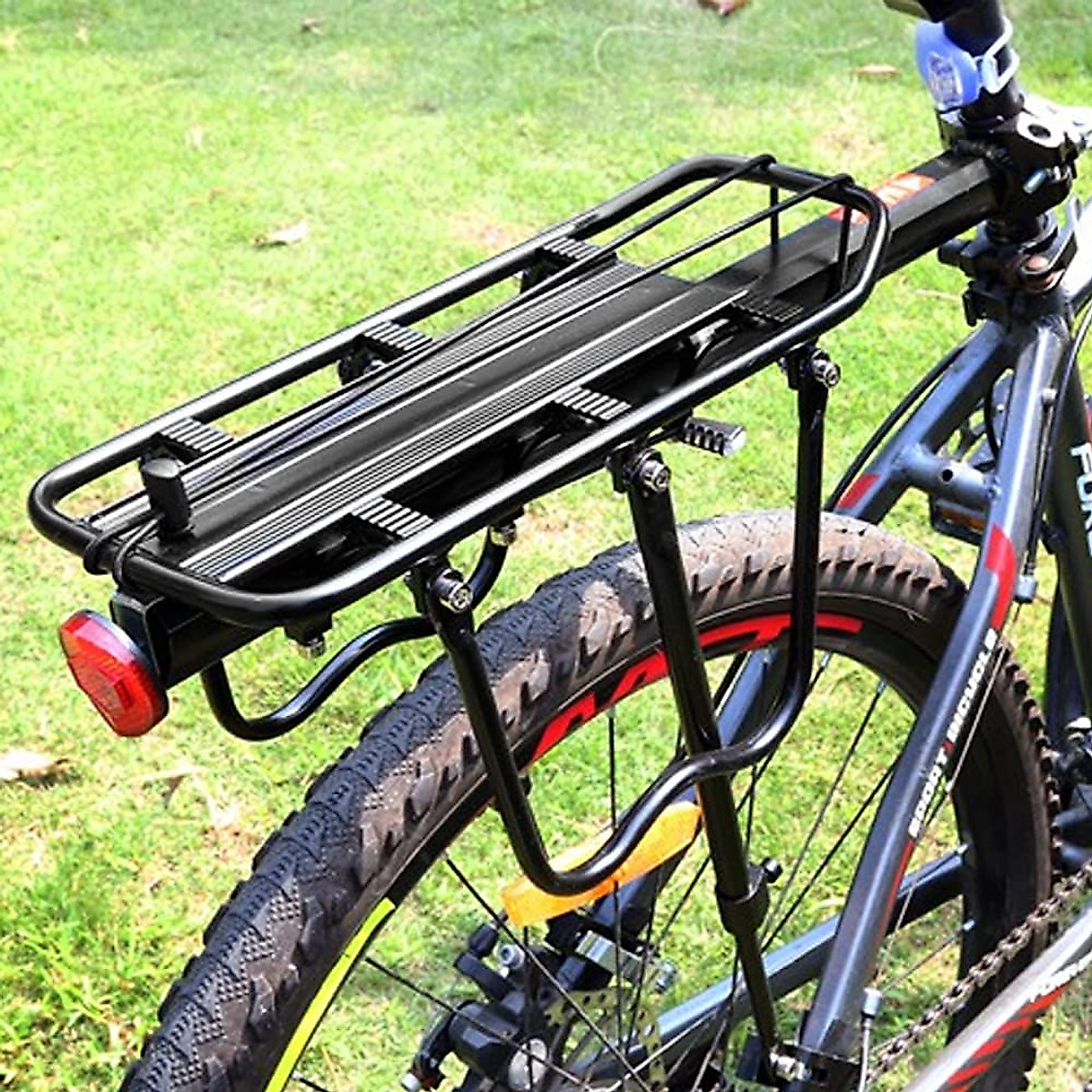 Bike Rear Rack, Aluminum Alloy Bike Rear Seat Luggage Shelf Rack Carrier Racks Quick Release Adjustable Cargo Carrier, 25kg Maximum Bearing