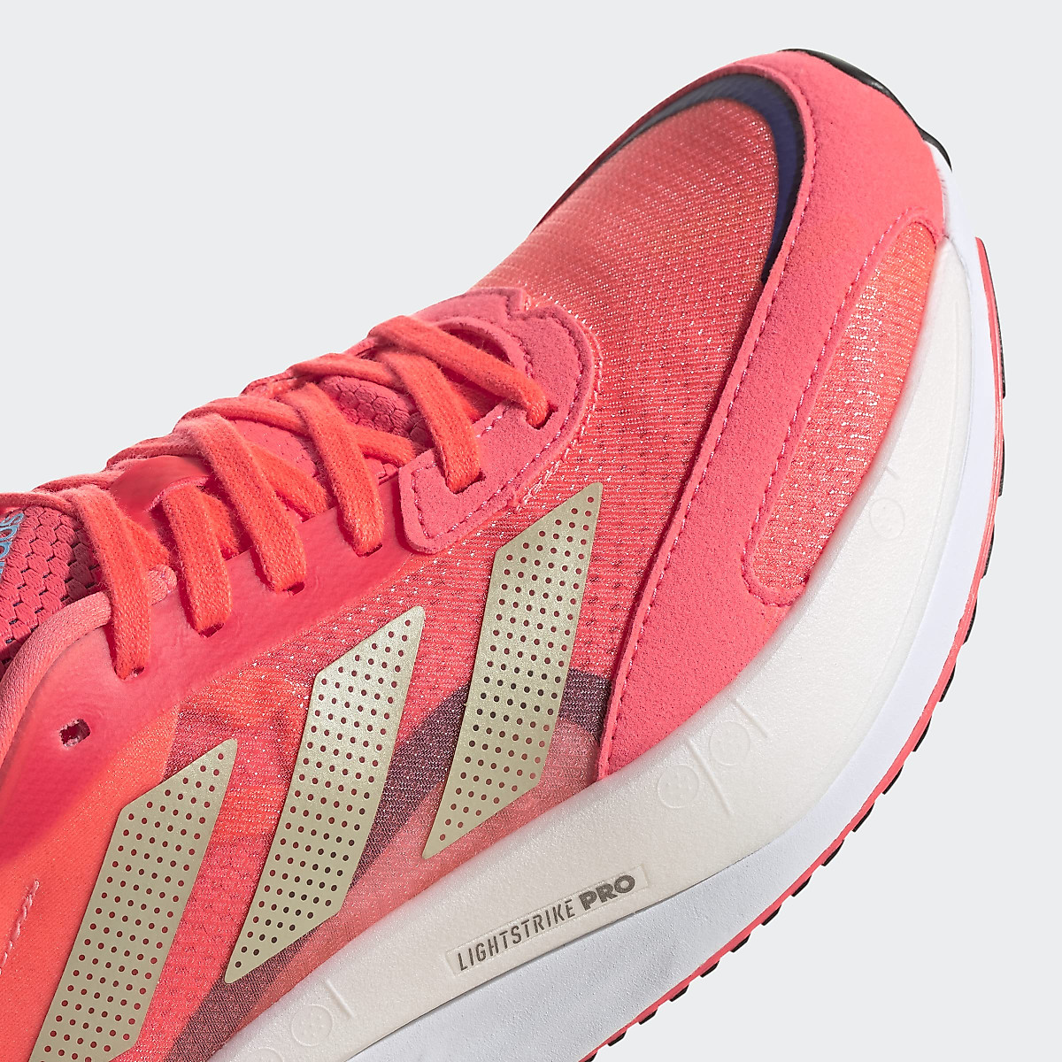 adidas Adizero Boston 10 Turbo/Sandy Beige Metallic/Legacy Indigo 9 B (M)