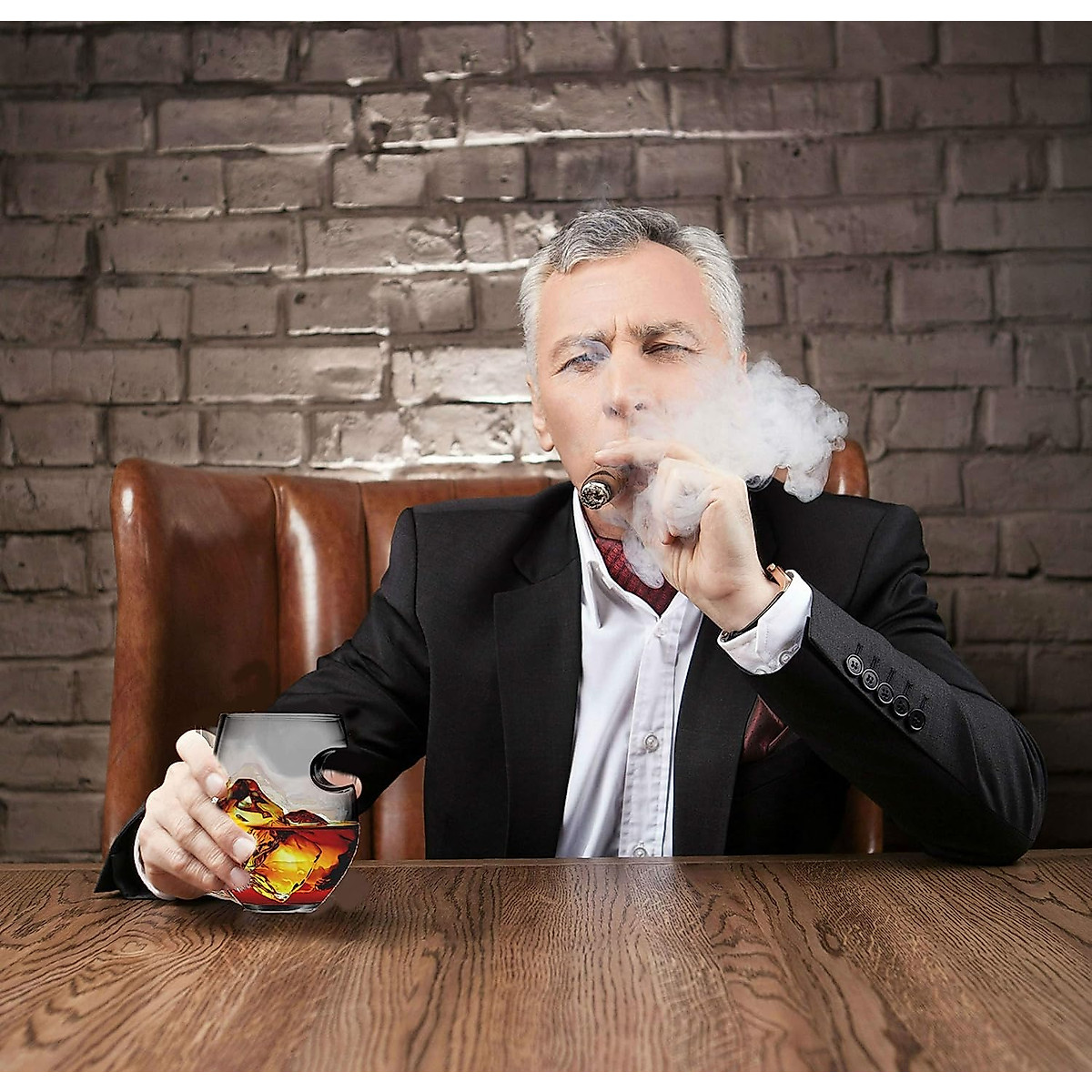 Bezrat Whiskey Cigar Glasses - Set of 2 - Old Fashioned Whiskey Tumbler With Side Mounted Holder Cigar Rest - Father's Day Gift - Dad, Husband, Grandpa, Brother