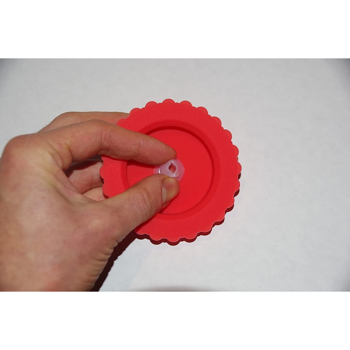 Mason jar Silicone Lid and Silicone duck bill check valve Airlock, Fits Regular and Wide mouth Mason jars. Made from 100% silicone, Great for fermenting. 4 Pack. Not made for canning.