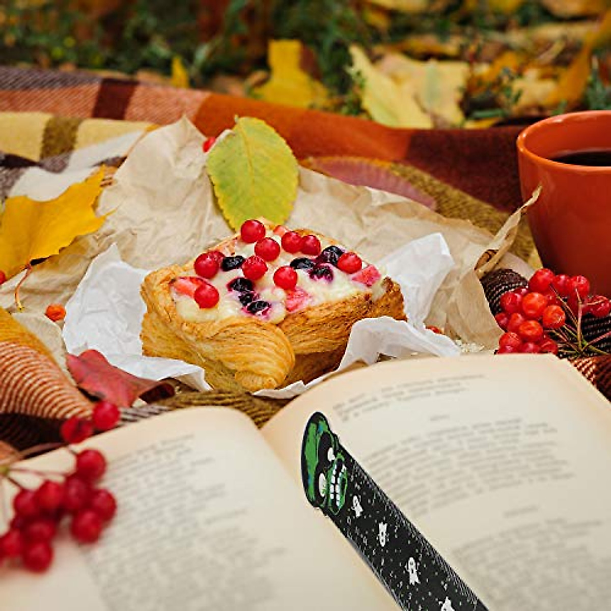 45 Pieces Halloween Bookmark Rulers, Ruler Markers with Halloween Themed Prints for Classroom Rewards and Trick or Treat Prizes Halloween Party Decorations (5 Designs)