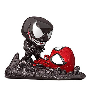 Pop! Comic Moments: Marvel Spider-Man vs. Venom Vinyl Figure
