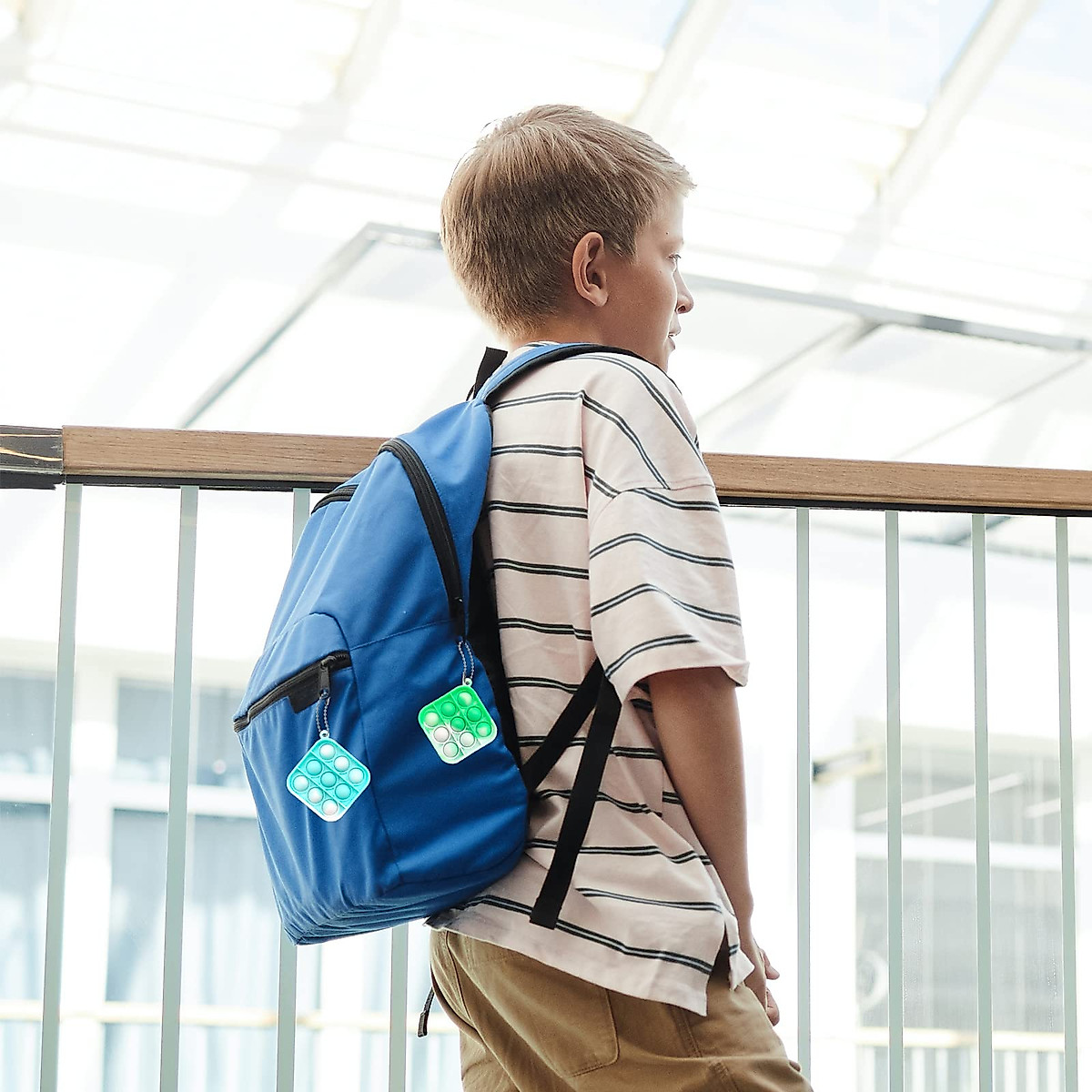 40Pcs Pop PushKeychain Fidget Toys, Pop Toys Hand Playset,Fidget Toys Sets with Keychain Office Desk Toy for Kids Adults