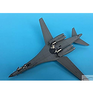 Herpa Wings USA B-1B B-1 Bomber Lancer 85-0064 127th Bomb Squadron McConnell Air Force Base 1/200 diecast Plane Model Aircraft