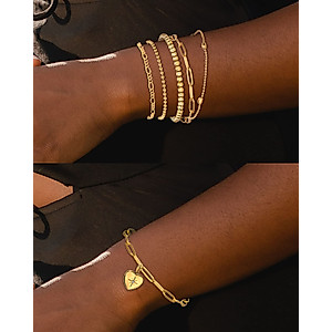 VIMCUPQ Gold Chain Bracelets set for Women, 18K Gold Plated Charm Bracelet Dainty Adjustable Stackable Bracelets Trendy Layered Link Pearl Heart Lucky Clover Charms Bracelets