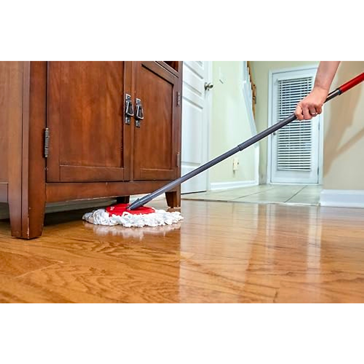 O-Cedar Easywring Microfiber Spin Mop & Bucket Floor Cleaning System with 1 Extra Refill,Red / Gray