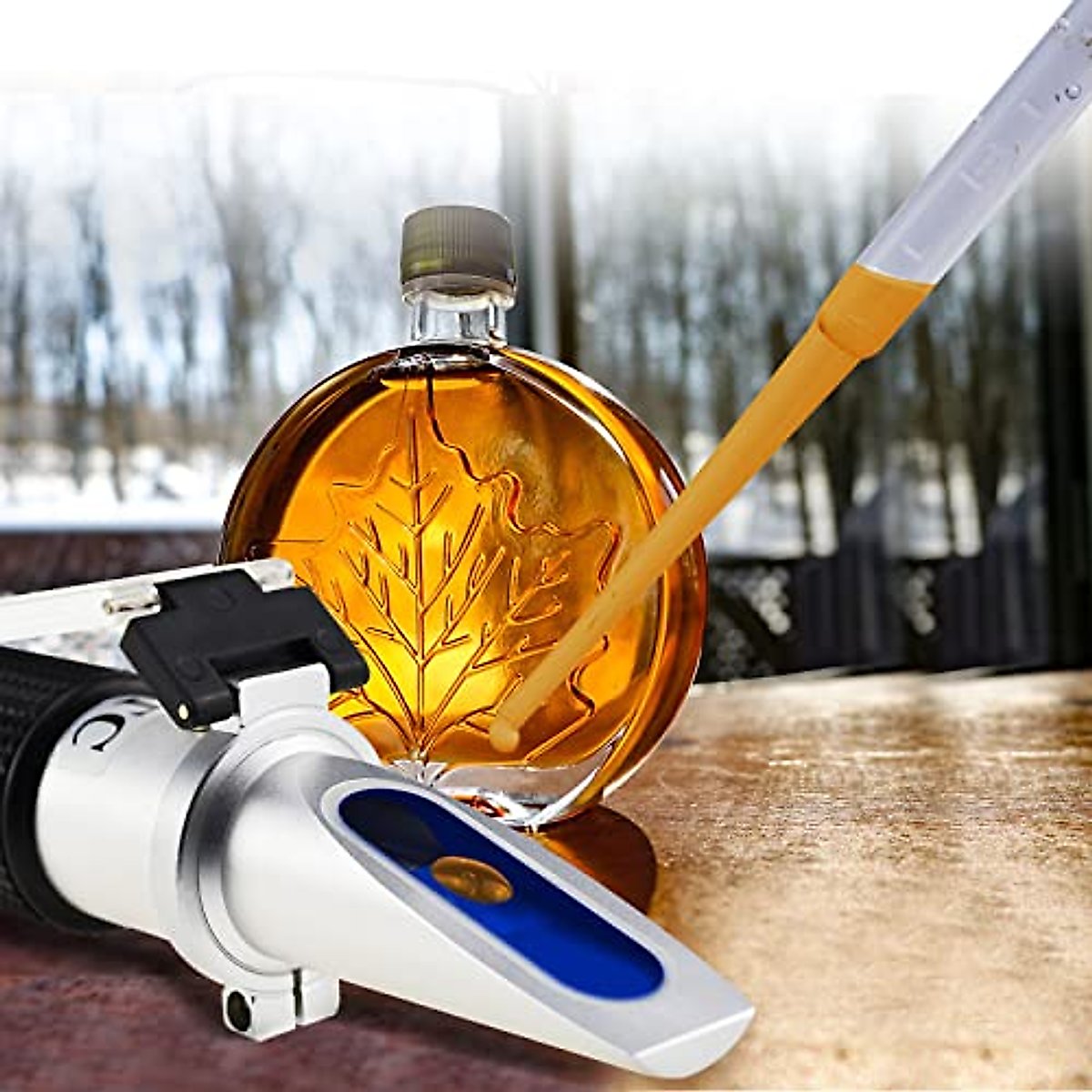0-10% Brix Refractometer for Testing Sugar Content Maple sap Syrup, Low-Concentrated Sugar Solutions, Tea, Portable Hand Held Sugar Content Measurement with ATC Function and LED Light, pipettes