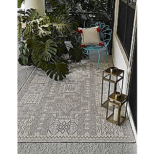 Momeni Hampton Transitional Indoor/Outdoor Area Rug, Grey, 2' X 3'