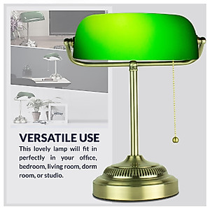 Newhouse Lighting Morgan Antique Green and Brass Glass and Metal Adjustable Energy-Efficient LED Classic Banker Lamp with 1 Free 3.5-Watt LED Bulb Included