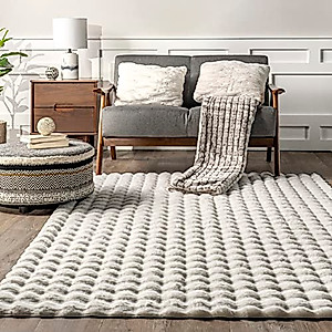 nuLOOM Jeni Solid Faux Rabbit Machine Washable Area Rug, 7' 6" x 9' 6", White