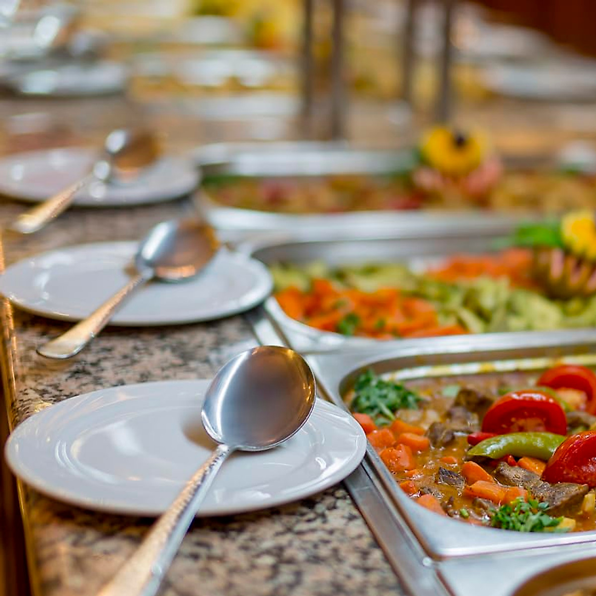 Teivio Hammered Stainless Steel Metal Serving Utensils Set of 8, 10" Serving Spoons, 10" Slotted Spoons, Large Hostess Serving Set for Parties Chafing Dish Buffet Catering (Silver)