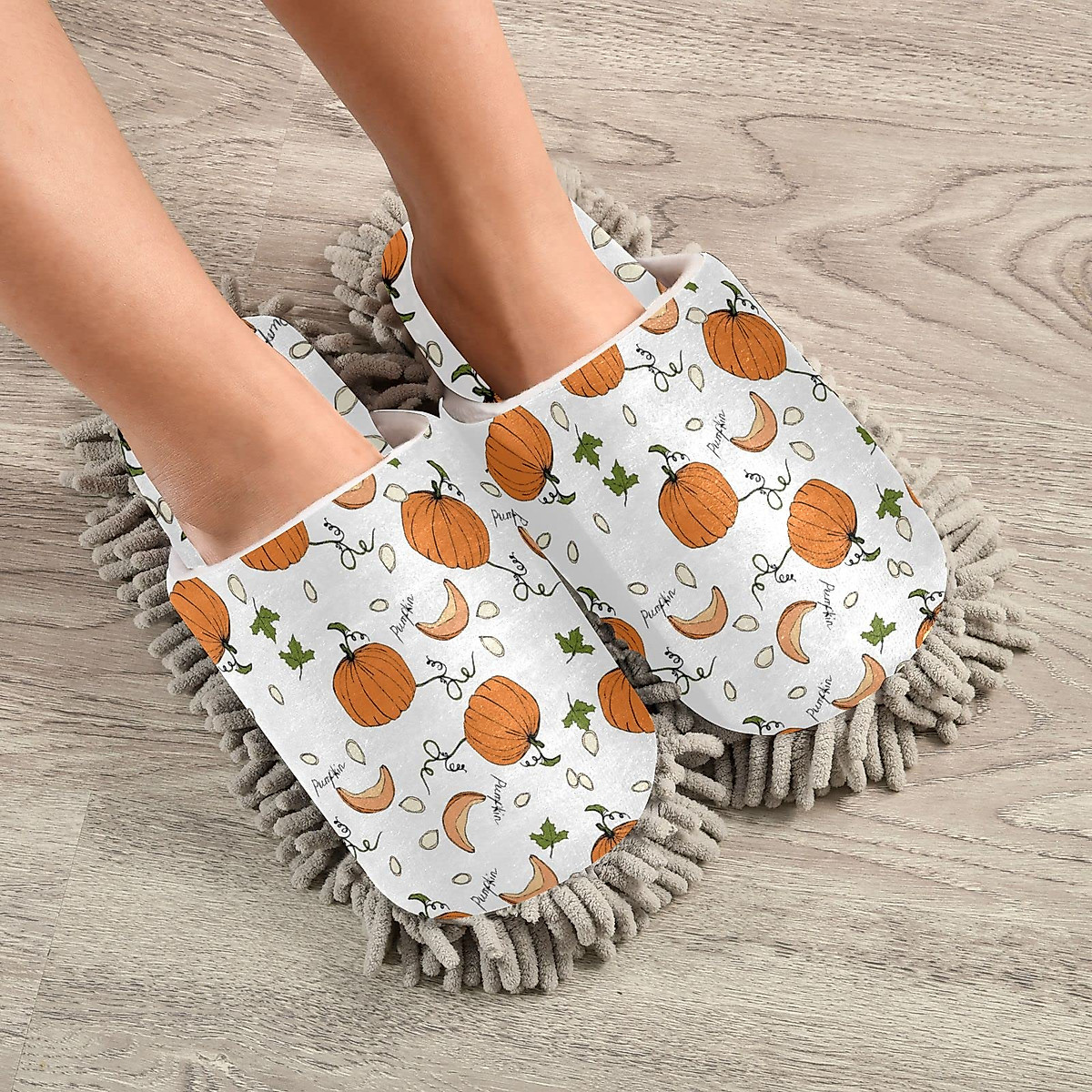 Kigai Microfiber Cleaning Slippers Autumn Cute Pumpkins Washable Mop Shoes Slipper for Men/Women House Floor Dust Cleaner, Size M