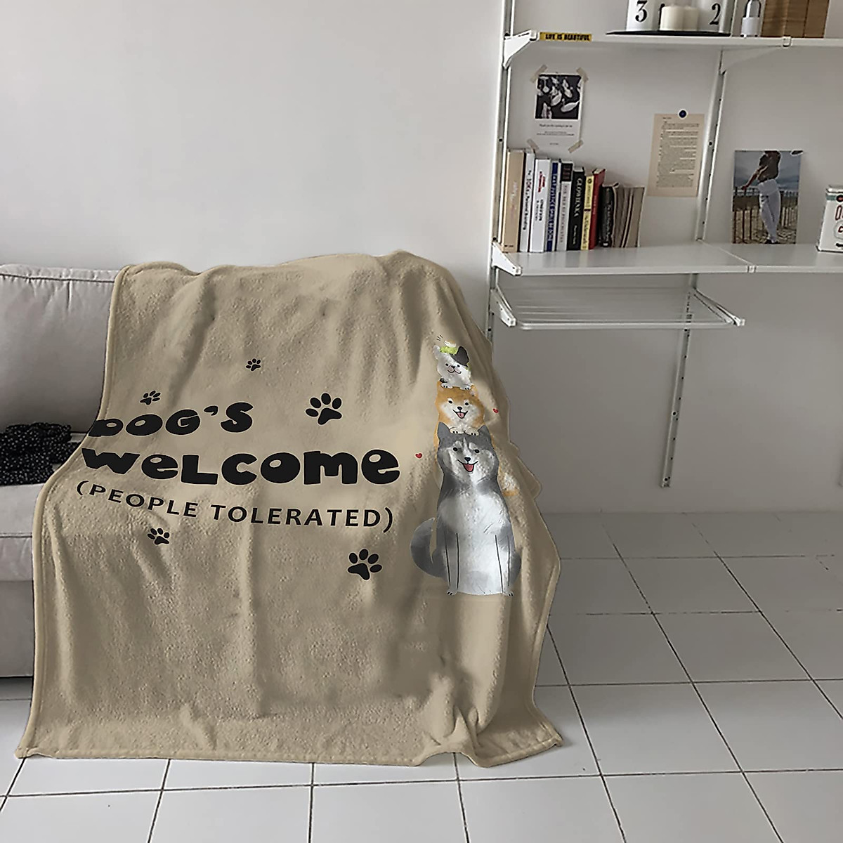 Fleece Throw Blanket Soft for Couch 40x50 Inch, Cartoon Dogs Pets Paws Lightweight Fuzzy Bed Blanket Warm Plush Cozy Throws All Season for Sofa Office Living Room Home Decor