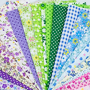 Foraineam 300Pcs 4" x 4" (10cm x 10cm) 60 Designs Assorted Cotton Craft Fabric Bundle Printed Patchwork Squares for DIY Sewing Quilting Scrapbooking