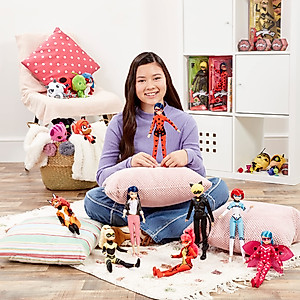 BANDAI Miraculous: Tales of Ladybug and Cat Noir Small Ladybug Doll | 12cm Miraculous Ladybug Doll with Accessories | Marinette Superhero Ladybug Toy | Miraculous Toys Miraculous Dolls Range