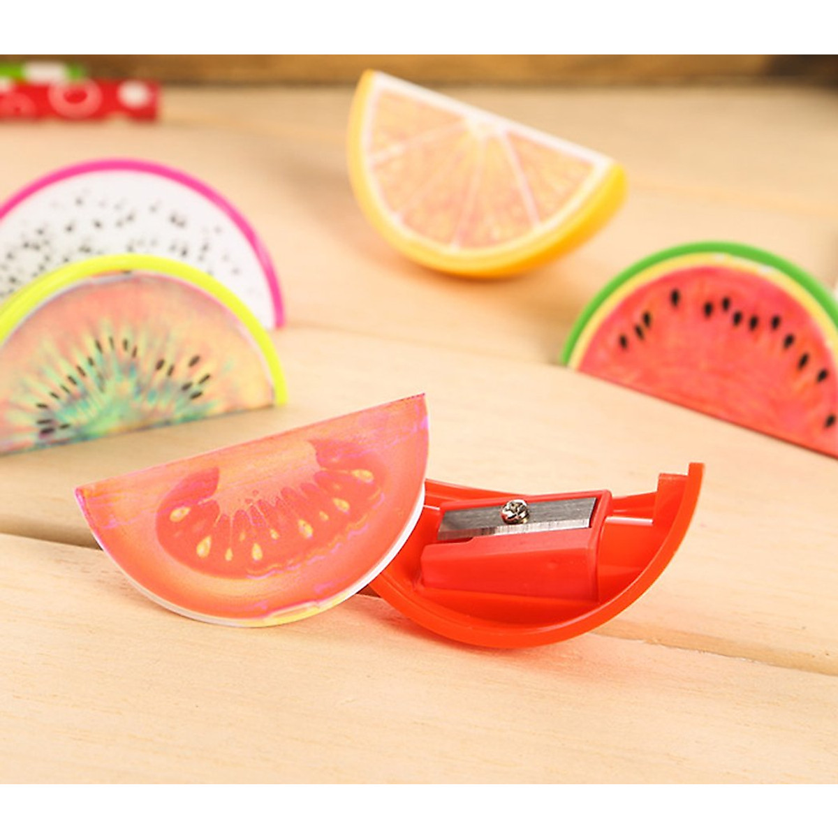 Xiaoyu 15PCS Creative Stationery Cartoon Fruit Shape Plastic Pencil Sharpener for School, Office, Christmas Gift (Colors May Vary)
