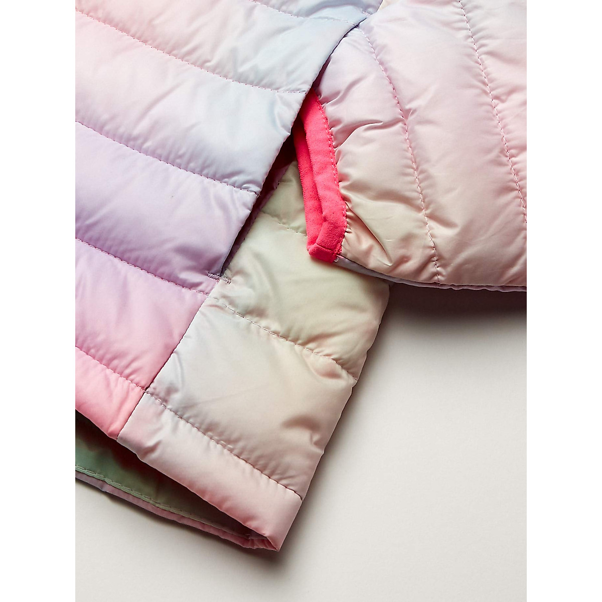 Amazon Essentials Toddler Girls' Lightweight Water-Resistant Packable Mock Puffer Jacket, Pink Ombre, 4T