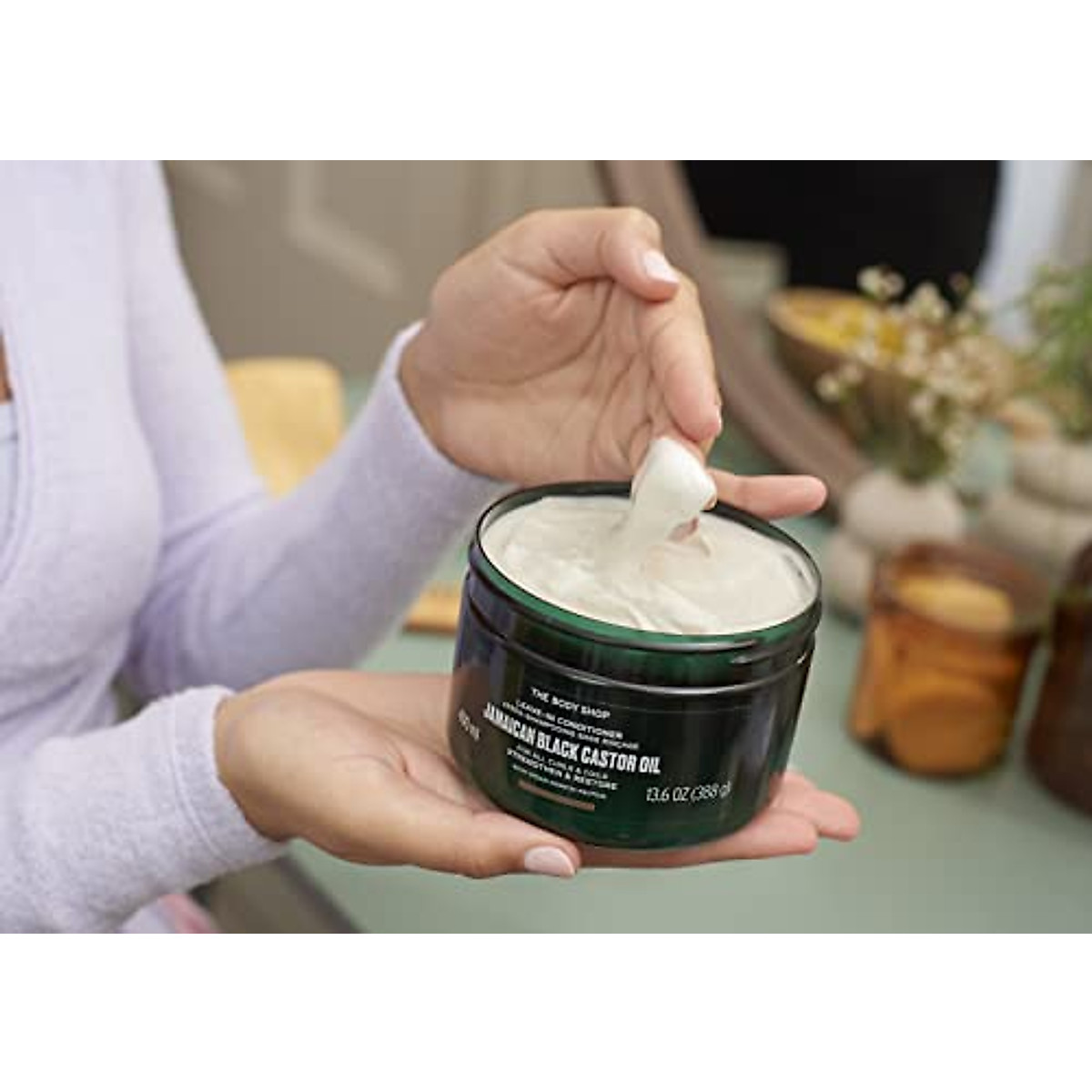 The Body Shop Jamaican Black Castor Oil Leave-In Conditioner - Strengthen and Restore For All Curls and Coils - With Vegan Silk Proten - Vegan - 13.6 Oz