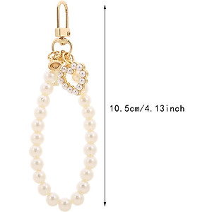 JJLFresheners Women's Imitation Pearl Chain, Golden Car Key Chain Backpack Key Pendant Accessories Key Ring Charm Gifts, Love Heart Car Keychain 1PC