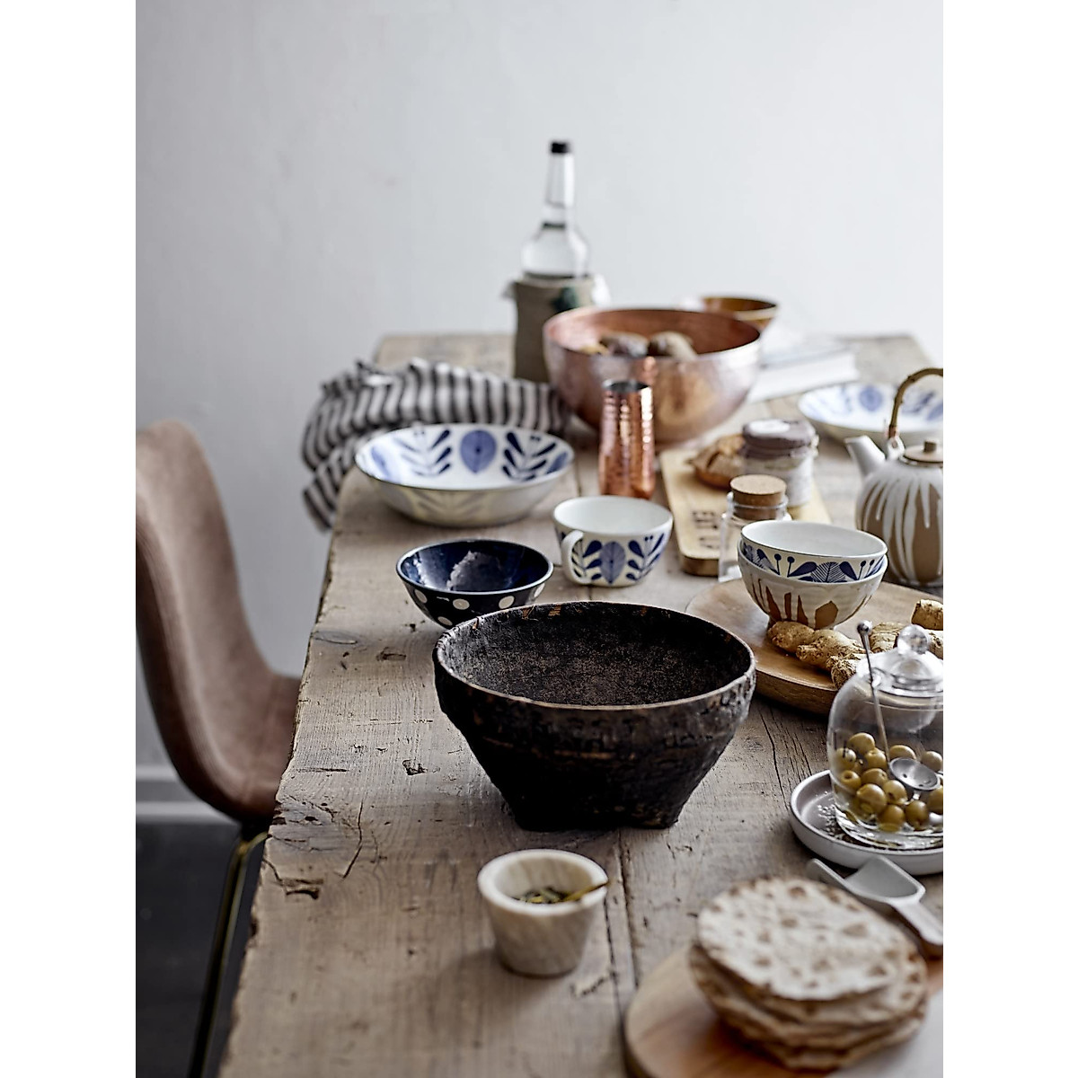 Creative Co-Op Eat Up Mango Wood Cutting Board, Brown