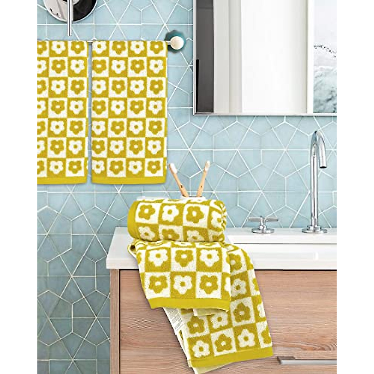 4 Pack Cotton Hand Towels for Bathroom Kitchen - Soft and Quick Drying Face Towels Checkered Floral Yellow, 410 GSM, 29” x 13”