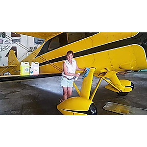 Plane Perfect EcoClean Waterless Cleaner, Wash and Wax for Airplanes, Automotive, Bikes and More (16 oz. Spray Bottle)