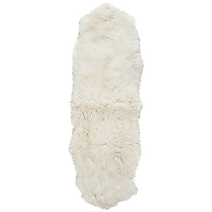 SAFAVIEH Sheep Skin Collection 4' x 6' Natural / White SHS211A Handmade Rustic Glam Genuine Pelt 3.4-inch Extra Thick Area Rug