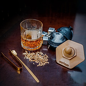 Cocktail Smoker Kit with Torch – 8 Flavors Wood Chips – Bourbon, Whiskey Smoking Infuser Kit, Old Fashioned Drink Smoker Set, Smokeshow Bourbon Craft, Birthday Gifts for Men, Dad (Without Butane)