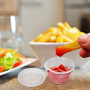 FHDUSRYO 75 Sets 2oz Clear Plastic Portion Cups with Lids, Jelly Shot Cups Sauce Cups, Small Souffle Cups Condiment Container for Meal Prep, Salad Dressing, Portion Control, Food Dips, Slime (2oz)